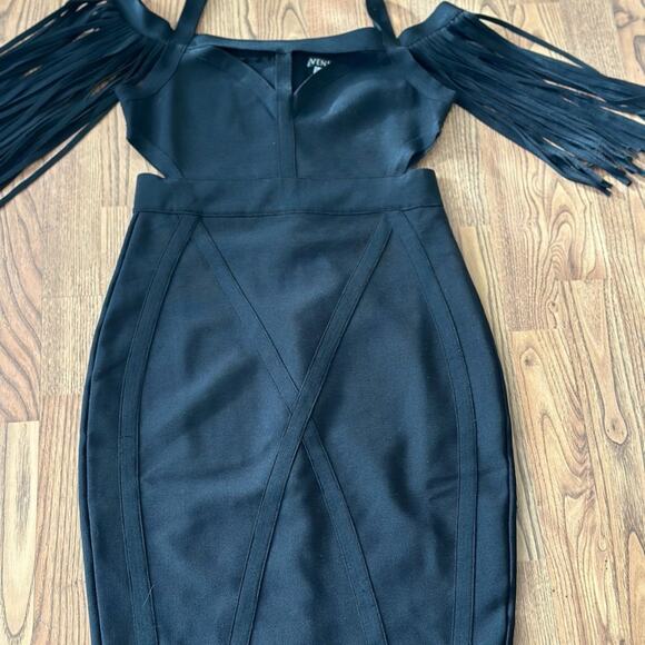 VENUS | Dresses | Venus Black Cold Shoulder Bodycon Dress Large Fringe ...